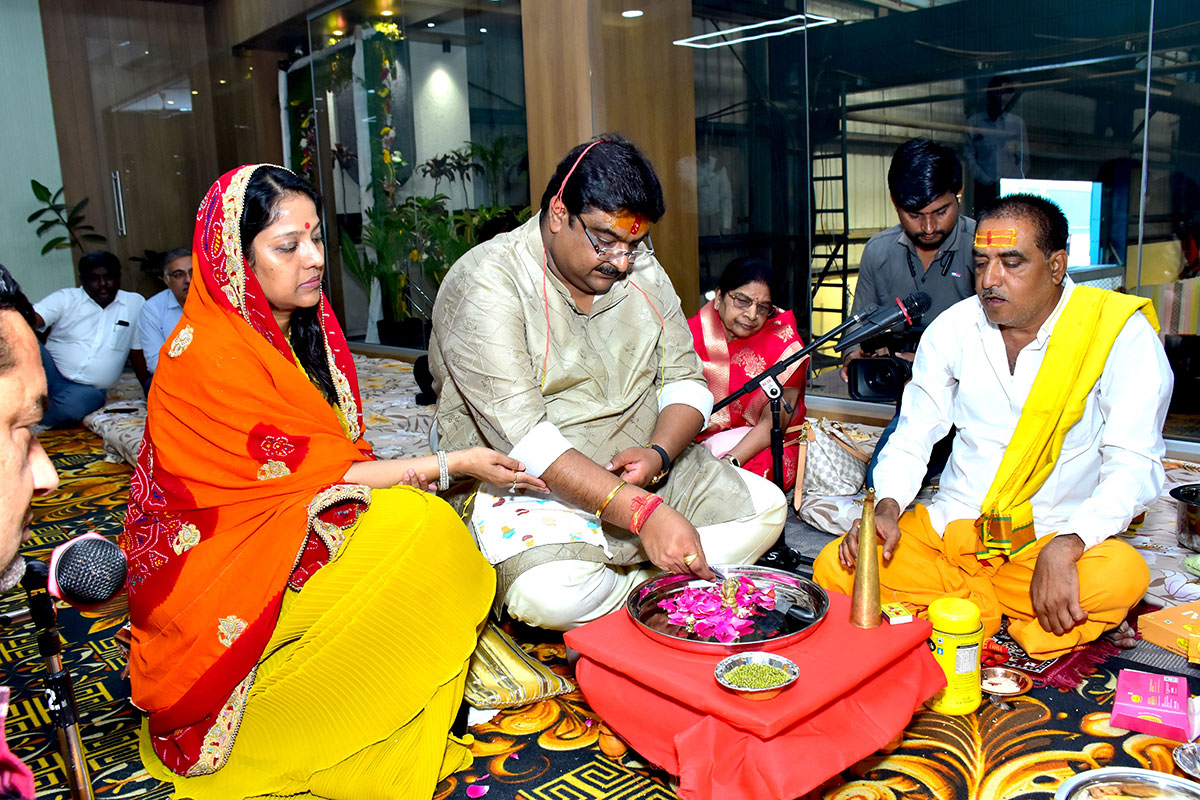 Careers - Apex Buildsys